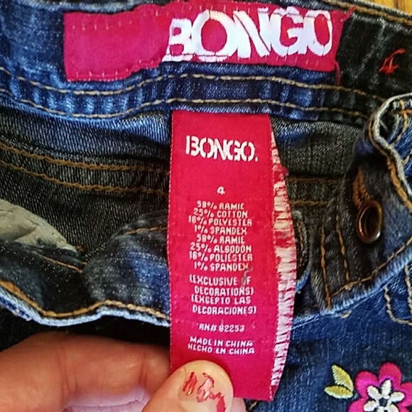 BONGO | Bottoms | Adorable Embellished Bongo Girls Jeans | Poshmark
